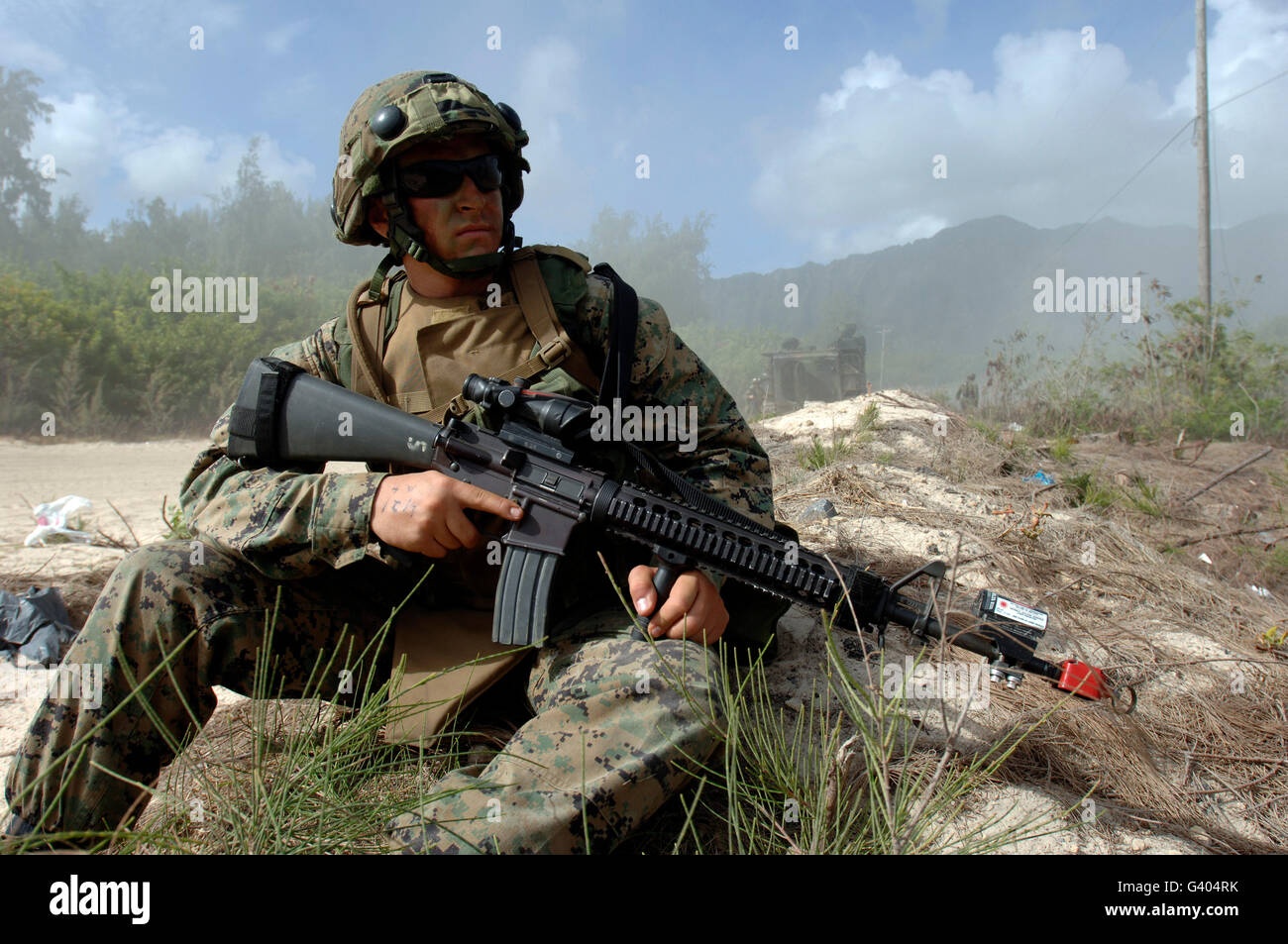 U.S. Marine takes part in an amphibious assault Stock Photo - Alamy
