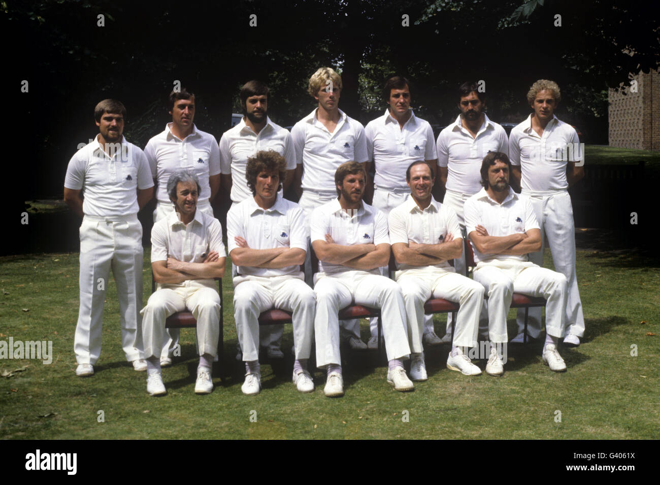 England team group: (back row, l-r) Mike Gatting, Bob Woolmer, Peter ...