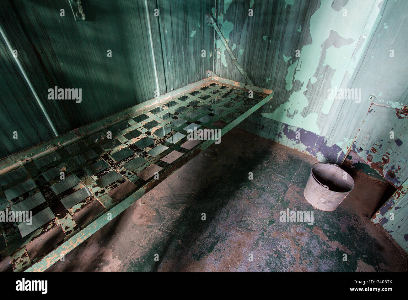 Prison inmates bed hi-res stock photography and images - Alamy