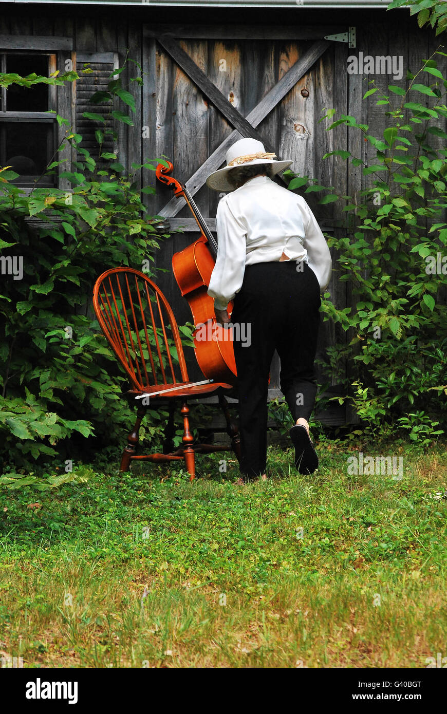 Female cellist outdoors Stock Photo - Alamy