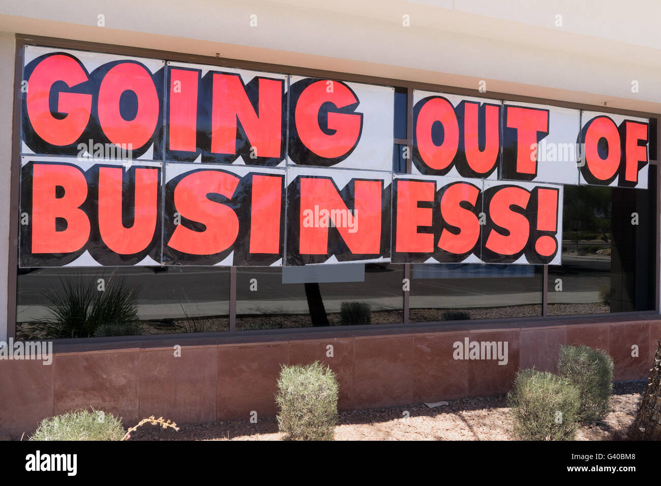Going out of business sign Stock Photo - Alamy