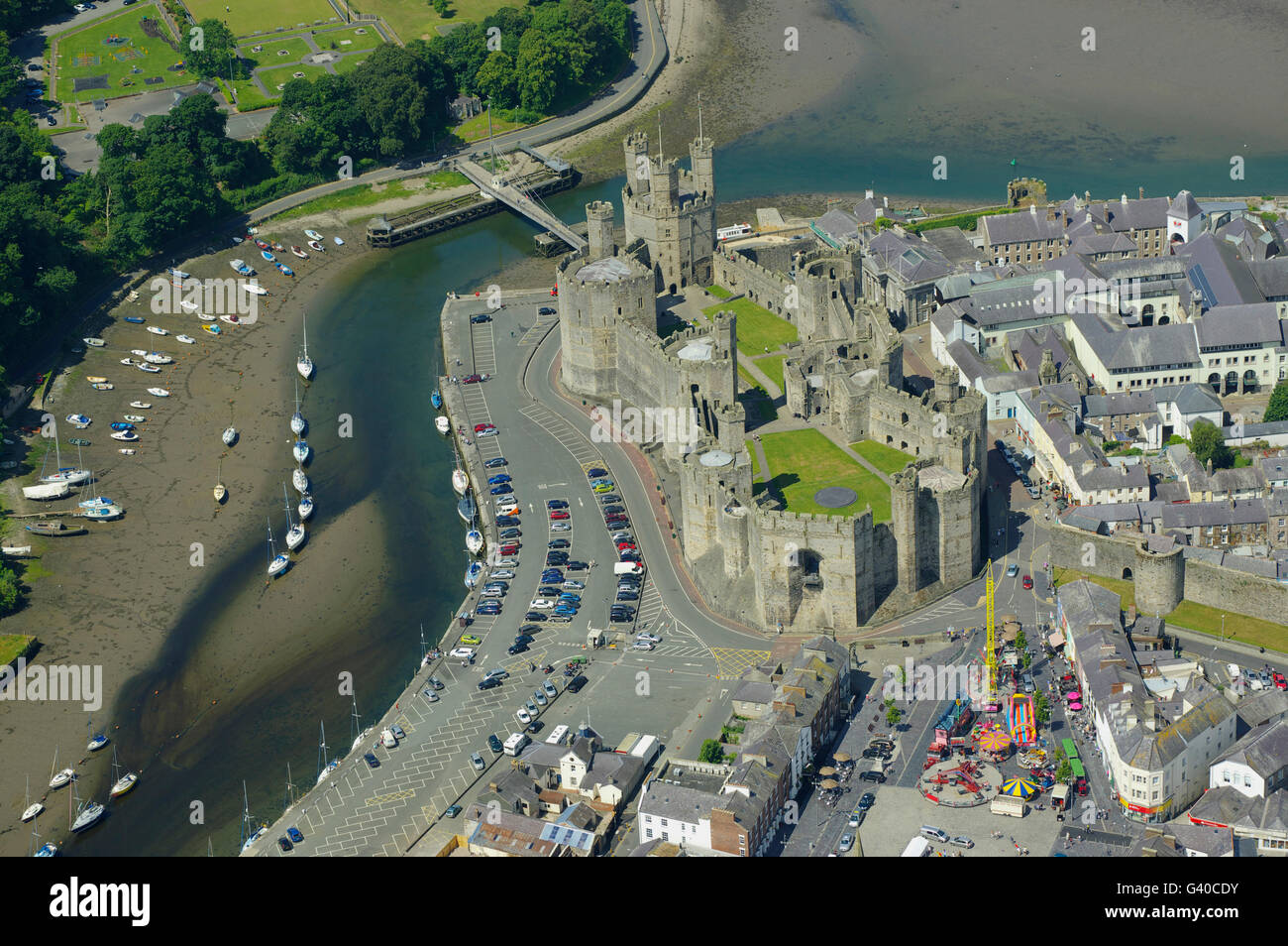 Caernarfon castle aerial hi-res stock photography and images - Alamy
