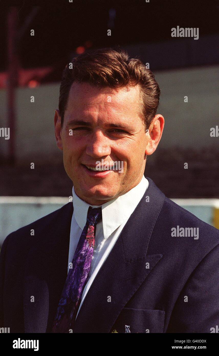 RUGBY LEAGUE PHOTO CALL. ANDREW GOODWAY, OLDHAM Stock Photo - Alamy