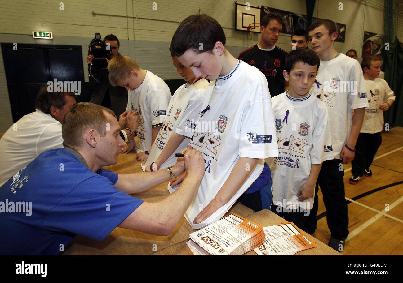 Soccer - Kickz Goals Thru Football - Scargreen Sports Centre Stock ...