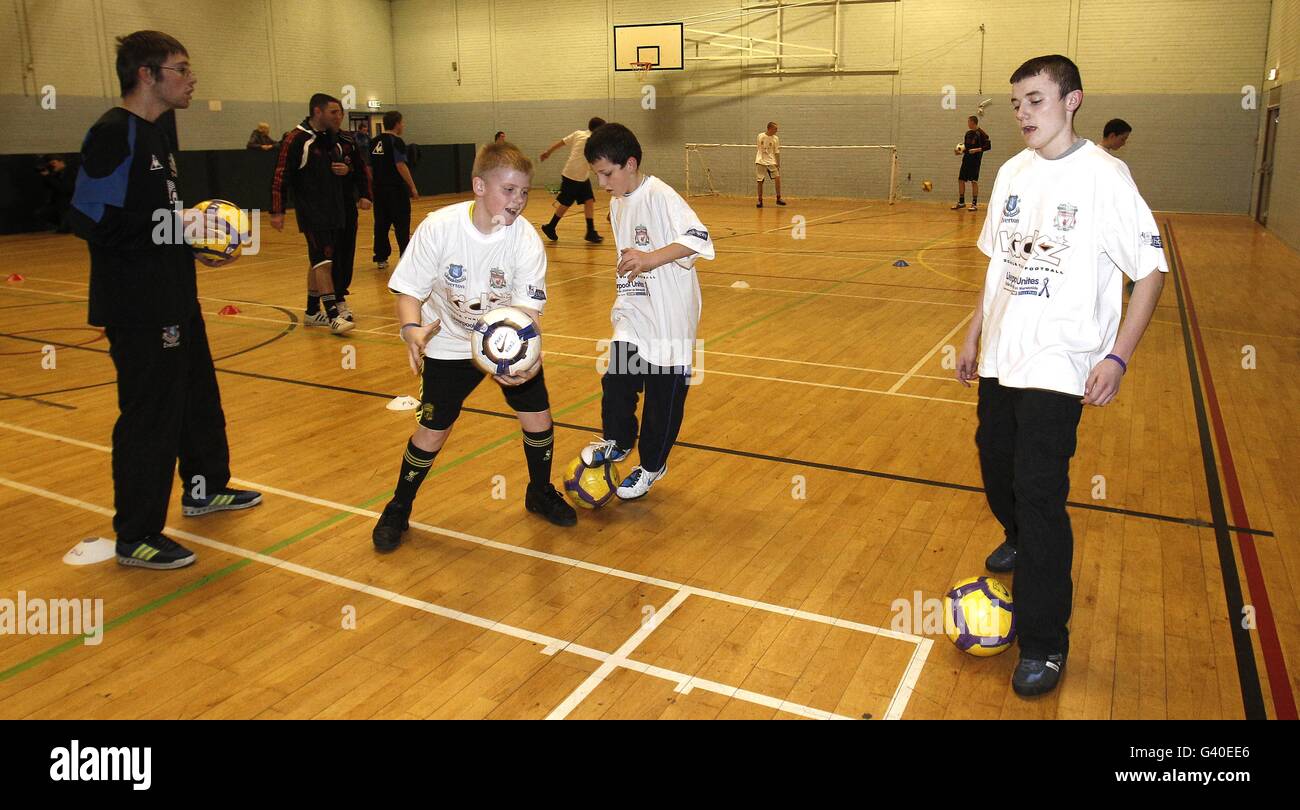 Soccer kickz goals thru football scargreen sports centre hi-res stock ...