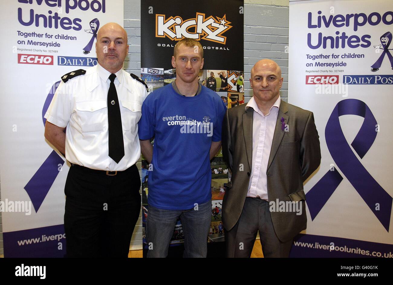 Soccer kickz goals thru football scargreen sports centre hi-res stock ...