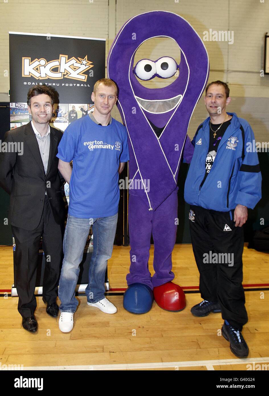 Soccer kickz goals thru football scargreen sports centre hi-res stock ...