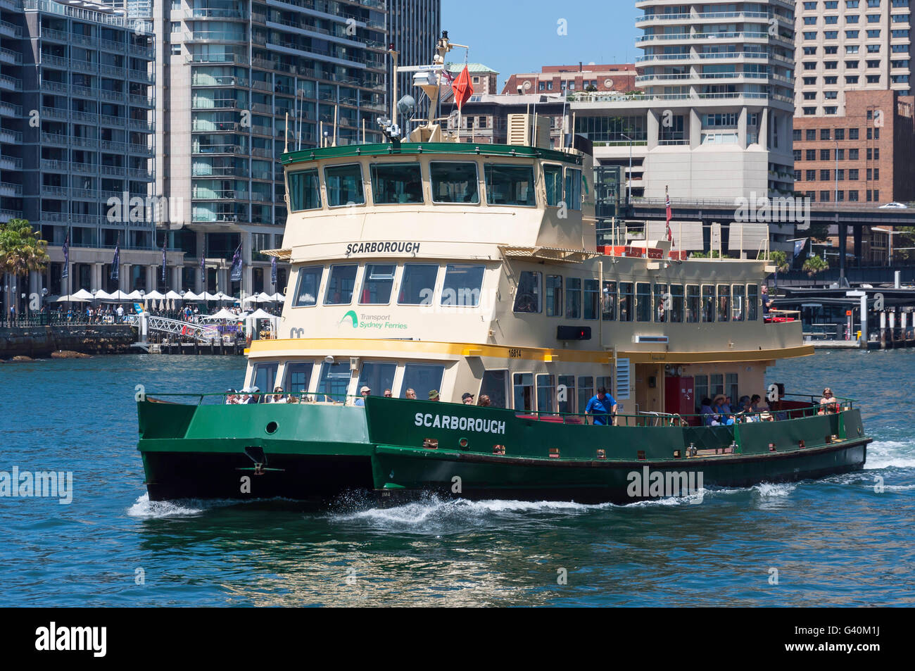 Sydney Ferries 'Scarborough' ship leaving Circular Quay, Sydney Harbour ...