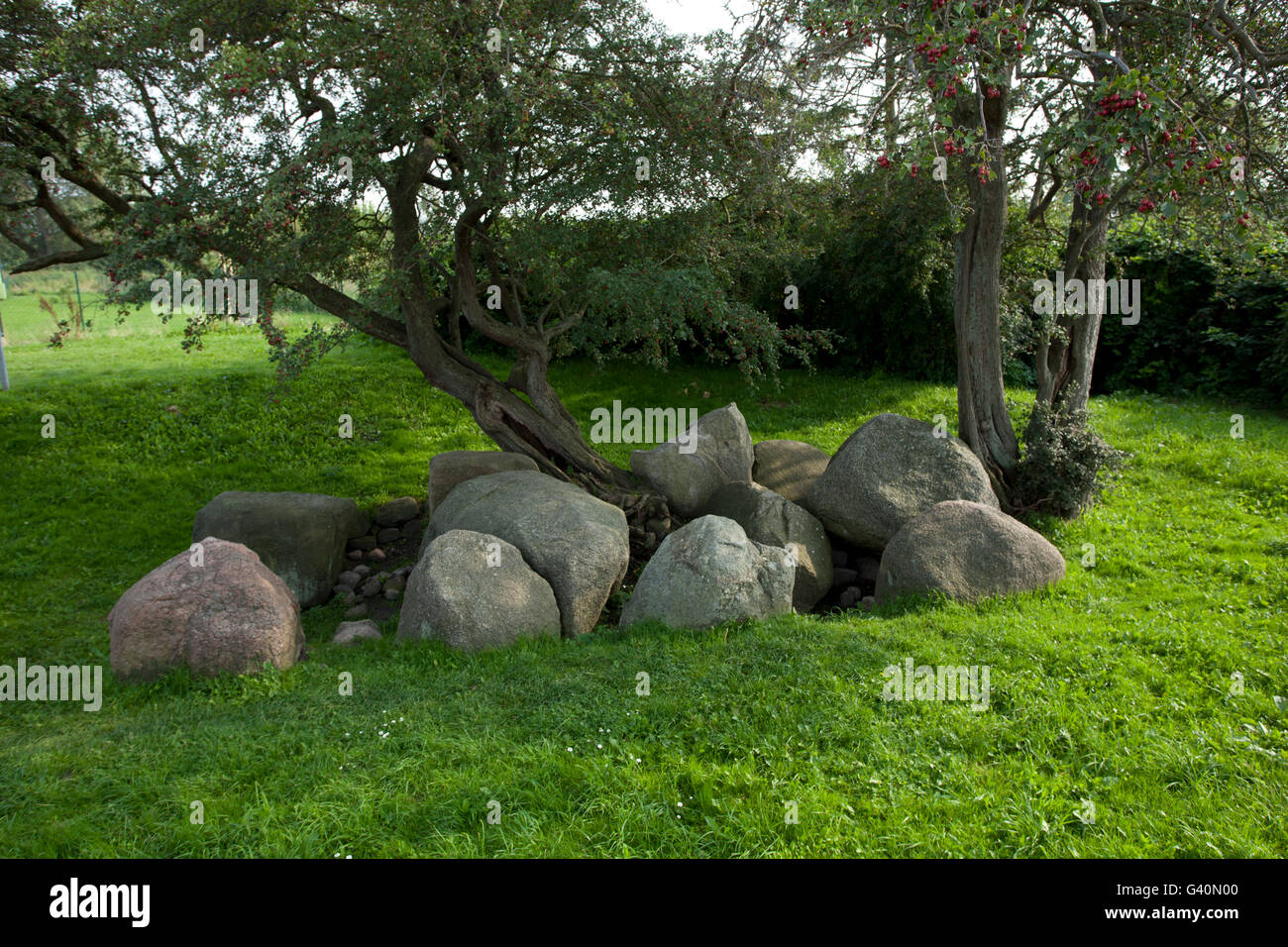 Passage graves hi-res stock photography and images - Alamy