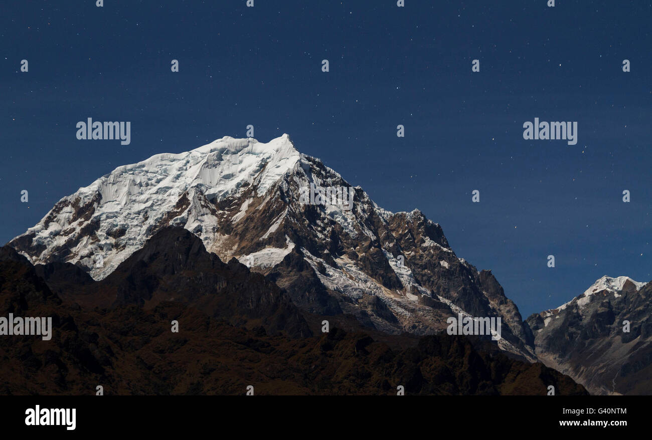 Mount salcantay hi-res stock photography and images - Alamy