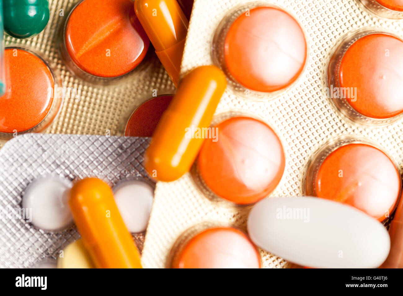 Different type tablets hi-res stock photography and images - Alamy