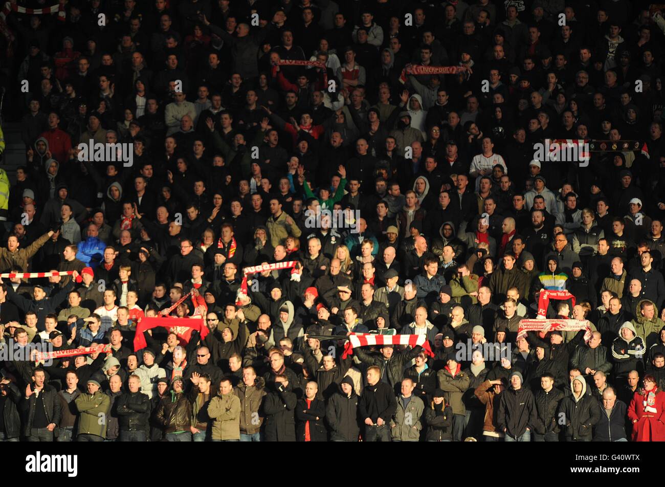 Liverpool fans support their team hi-res stock photography and images ...