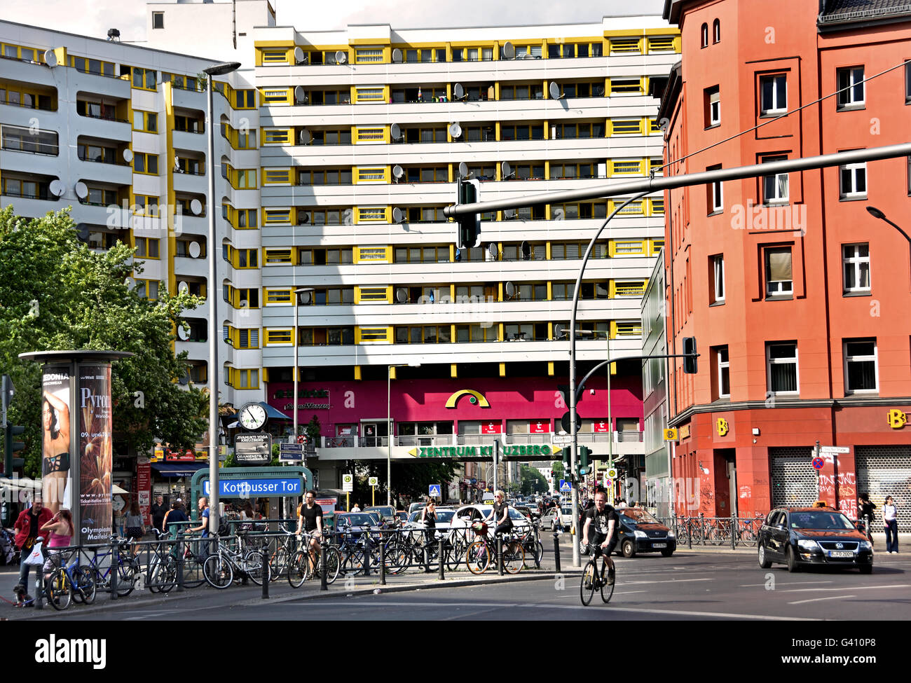 Zentrum ( Center ) Kreuzberg ( surrounding district Kottbusser Tor ...