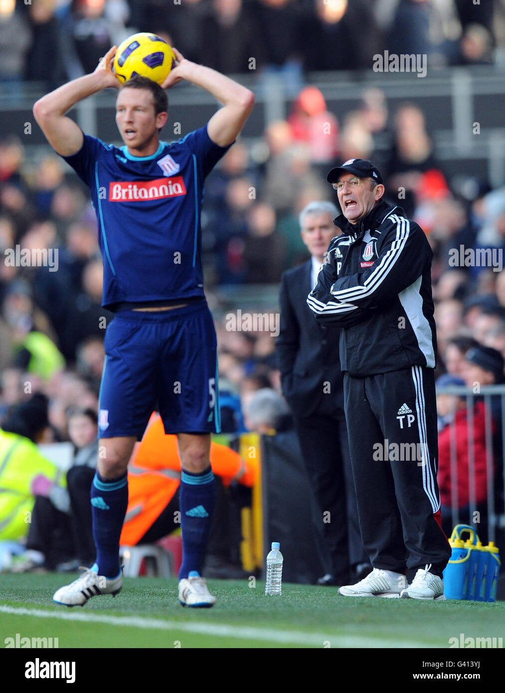 Football manager shouting at players hi-res stock photography and ...