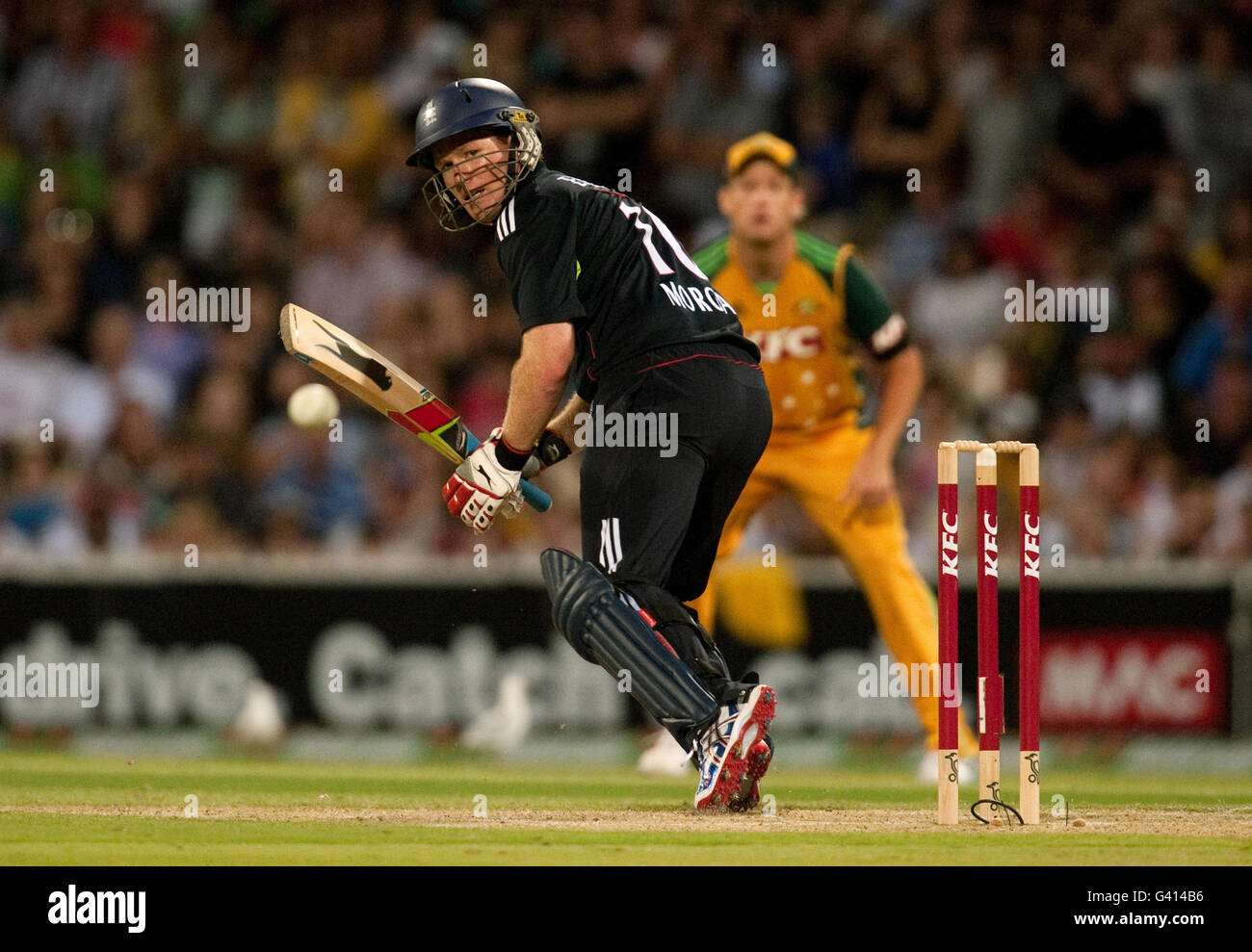Cricket first international hi-res stock photography and images - Alamy
