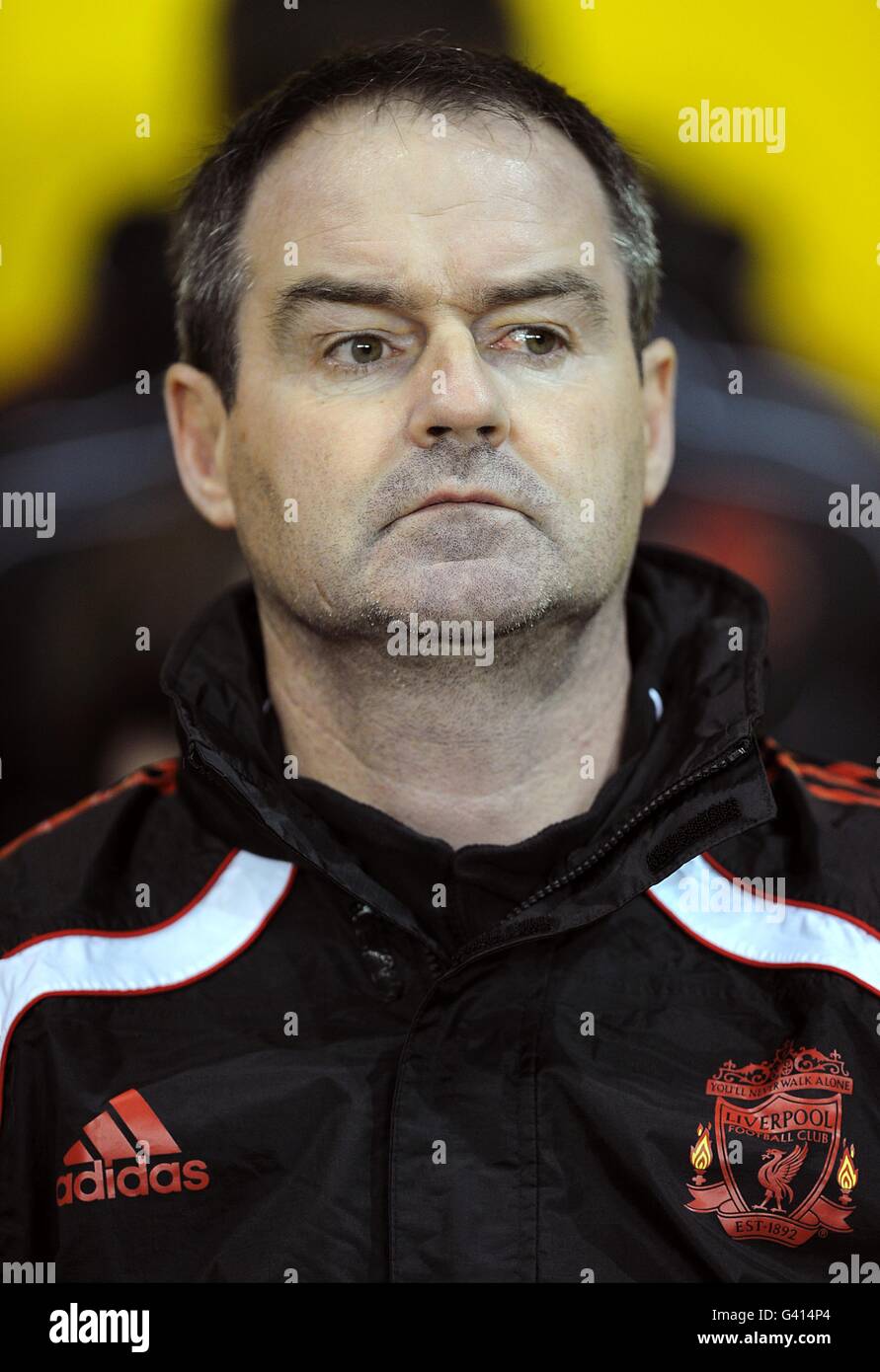 Liverpool new first team coach Steve Clark prior to kick-off Stock ...