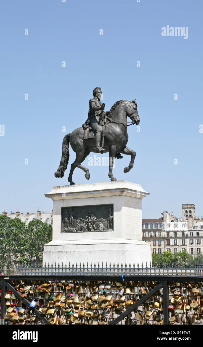 Equestrian Statue Of Henri Iv High Resolution Stock Photography and ...