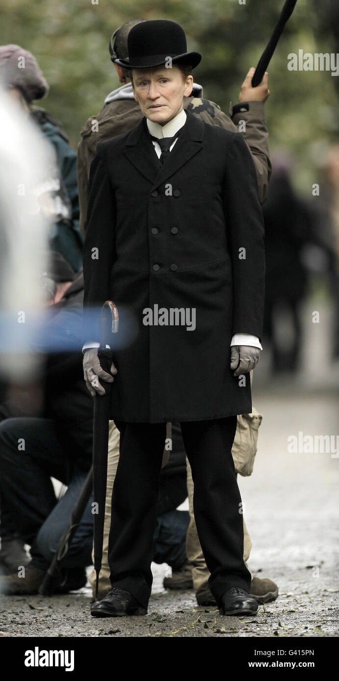 Full length hat mangsm hi-res stock photography and images - Alamy