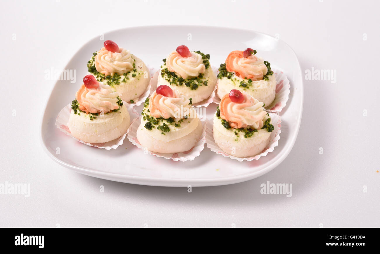 Indian style sweets hi-res stock photography and images - Alamy