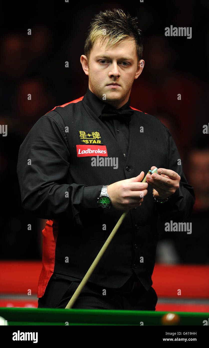 Snooker - Ladbrokes Mobile Masters - Day Seven - Wembley Arena Stock ...