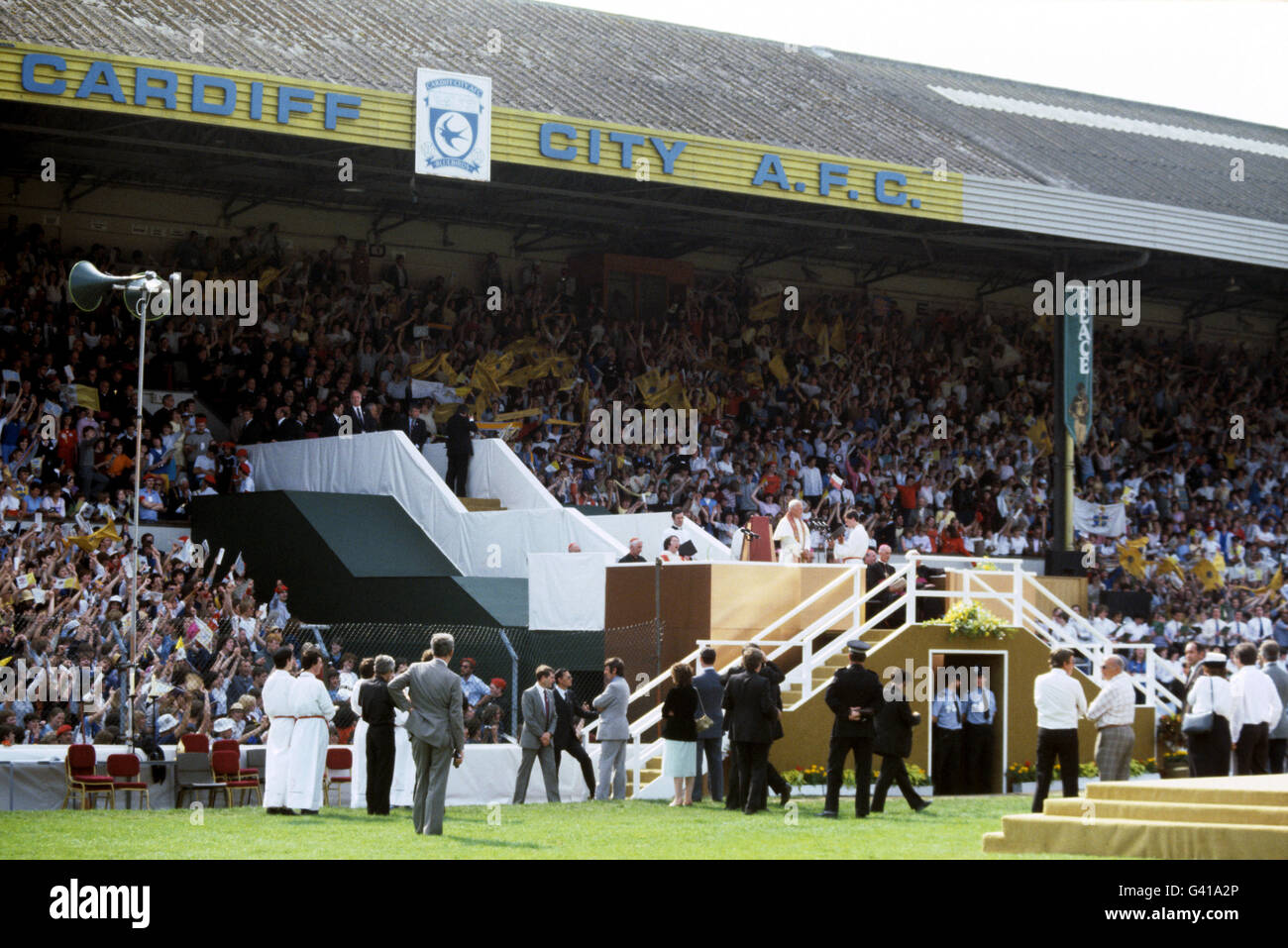Religion - Pope John Paul II Visit to Britain - Pontcanna Fields ...