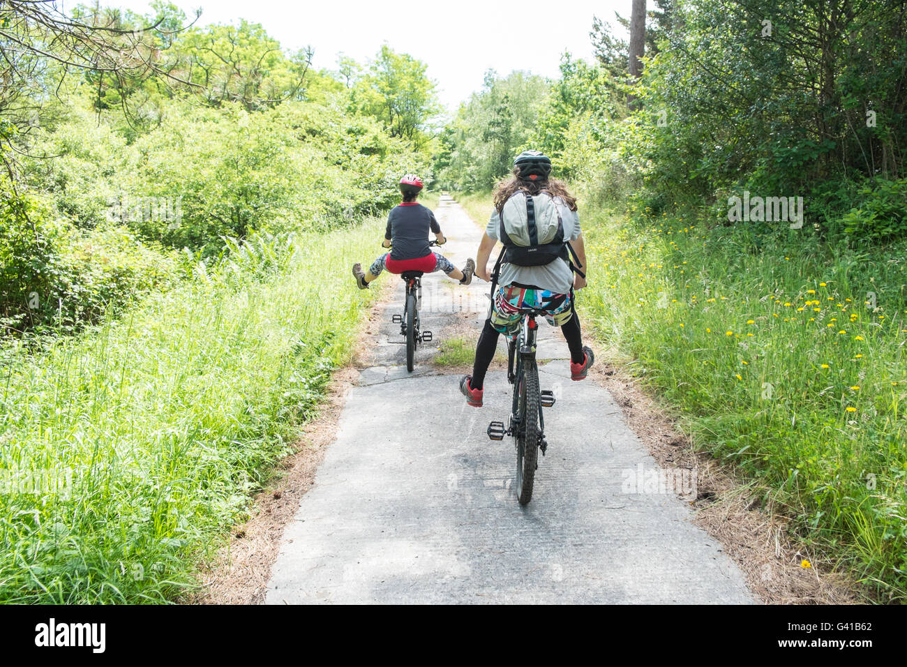 Welsh coast path bike hi-res stock photography and images - Alamy