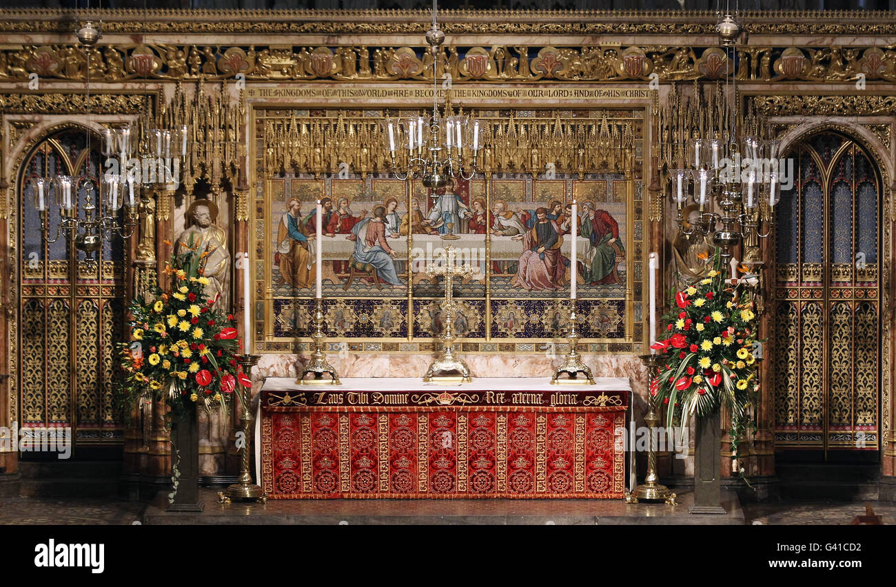 High altar westminster abbey london hi-res stock photography and images - Alamy
