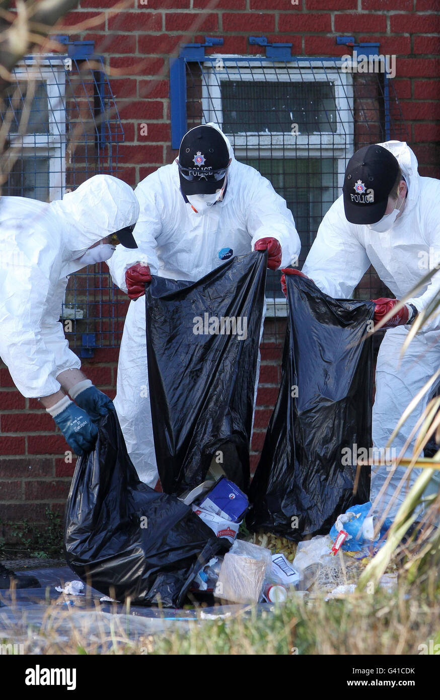 Forensic officers scene in folkestone hi-res stock photography and ...