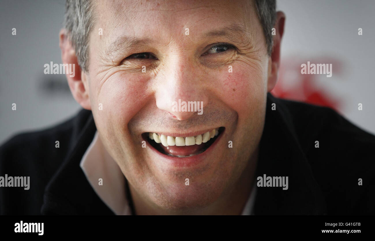 Glasgow warriors coach sean lineen team announcement scotstoun stadium hi-res stock photography ...