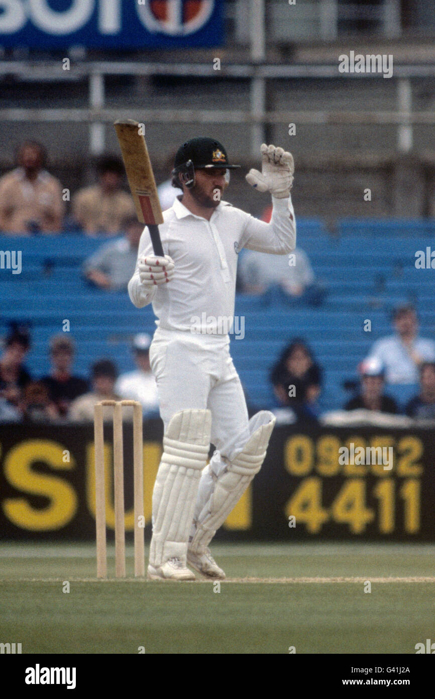 Cricket - The Ashes - Fifth Test - Day Two - England v Australia - Old ...