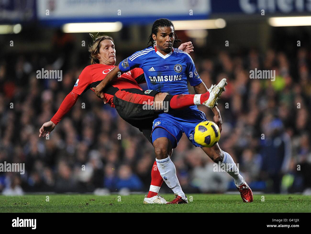 Blackburn rovers michel salgado hi-res stock photography and images - Alamy