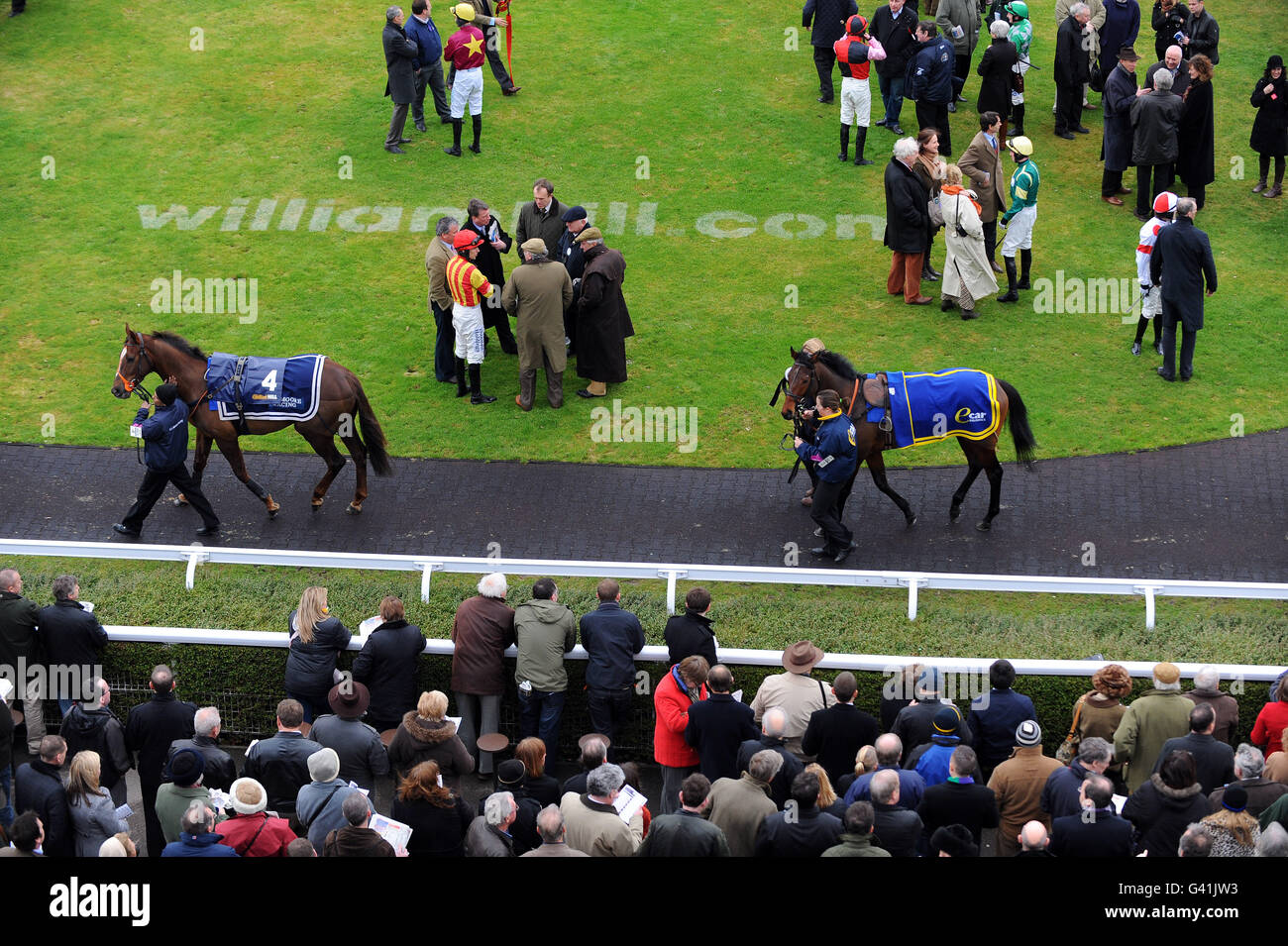 William hill juvenile hurdle race hi-res stock photography and images ...
