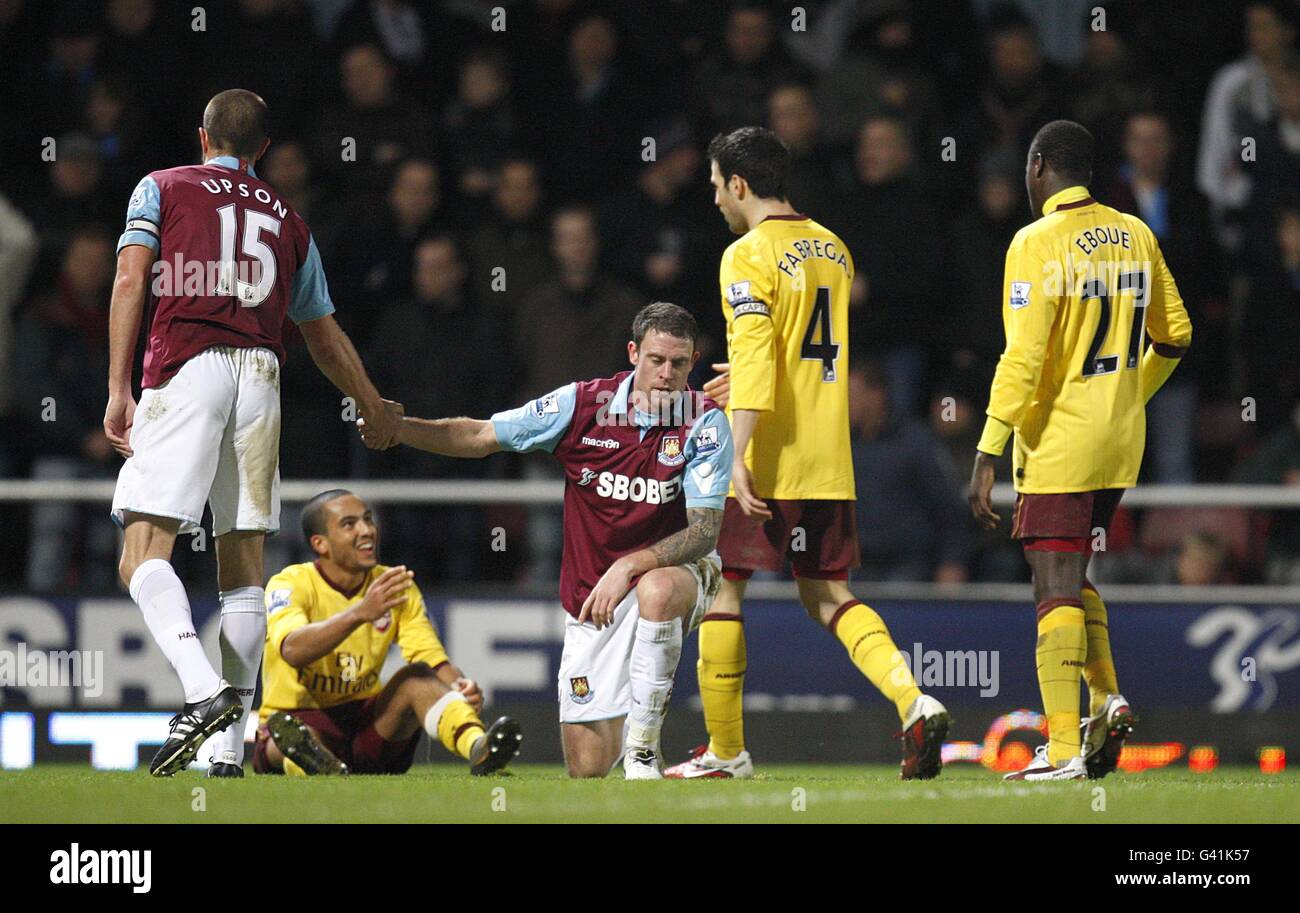 Wayne bridge west ham hi-res stock photography and images - Alamy