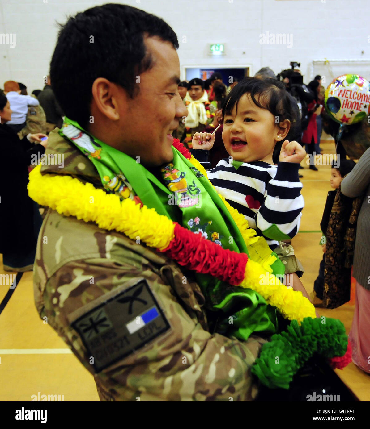 Met troops and their families hi-res stock photography and images - Alamy