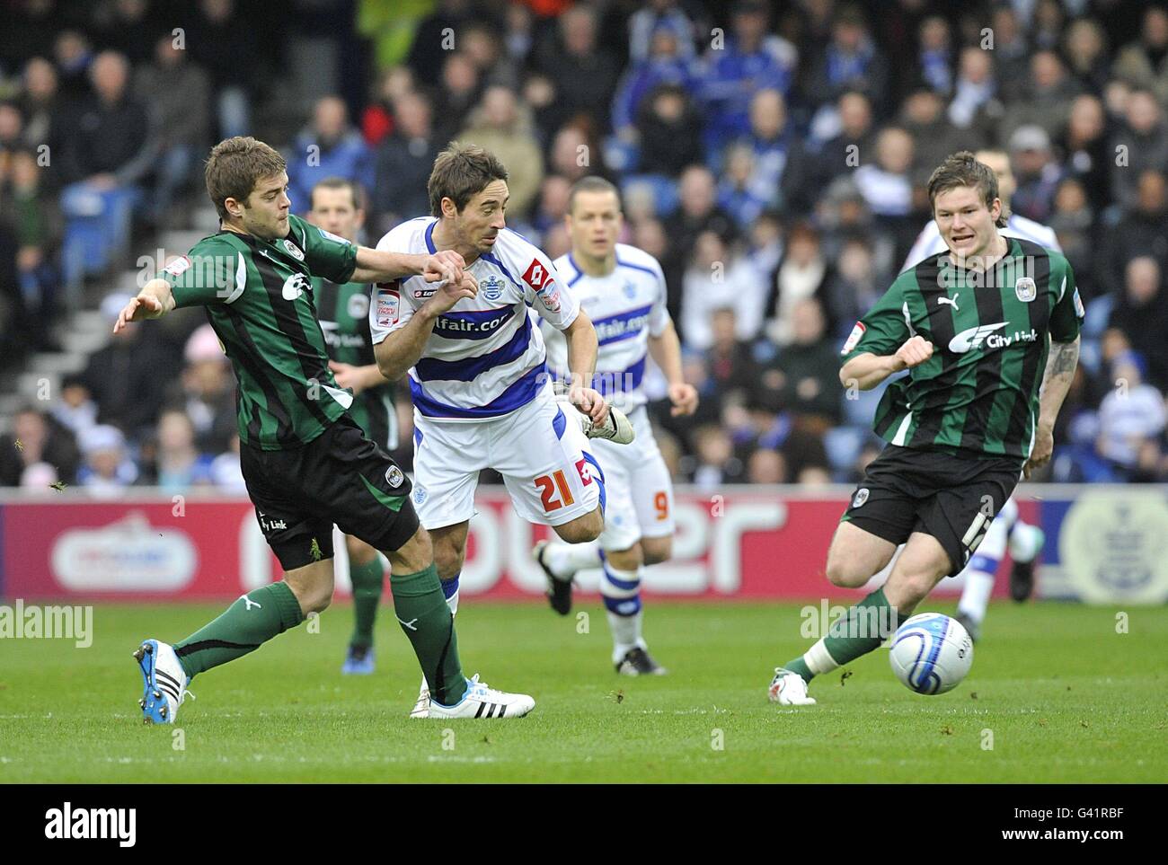 Queens park rangers tommy smith centre hi-res stock photography and images - Alamy