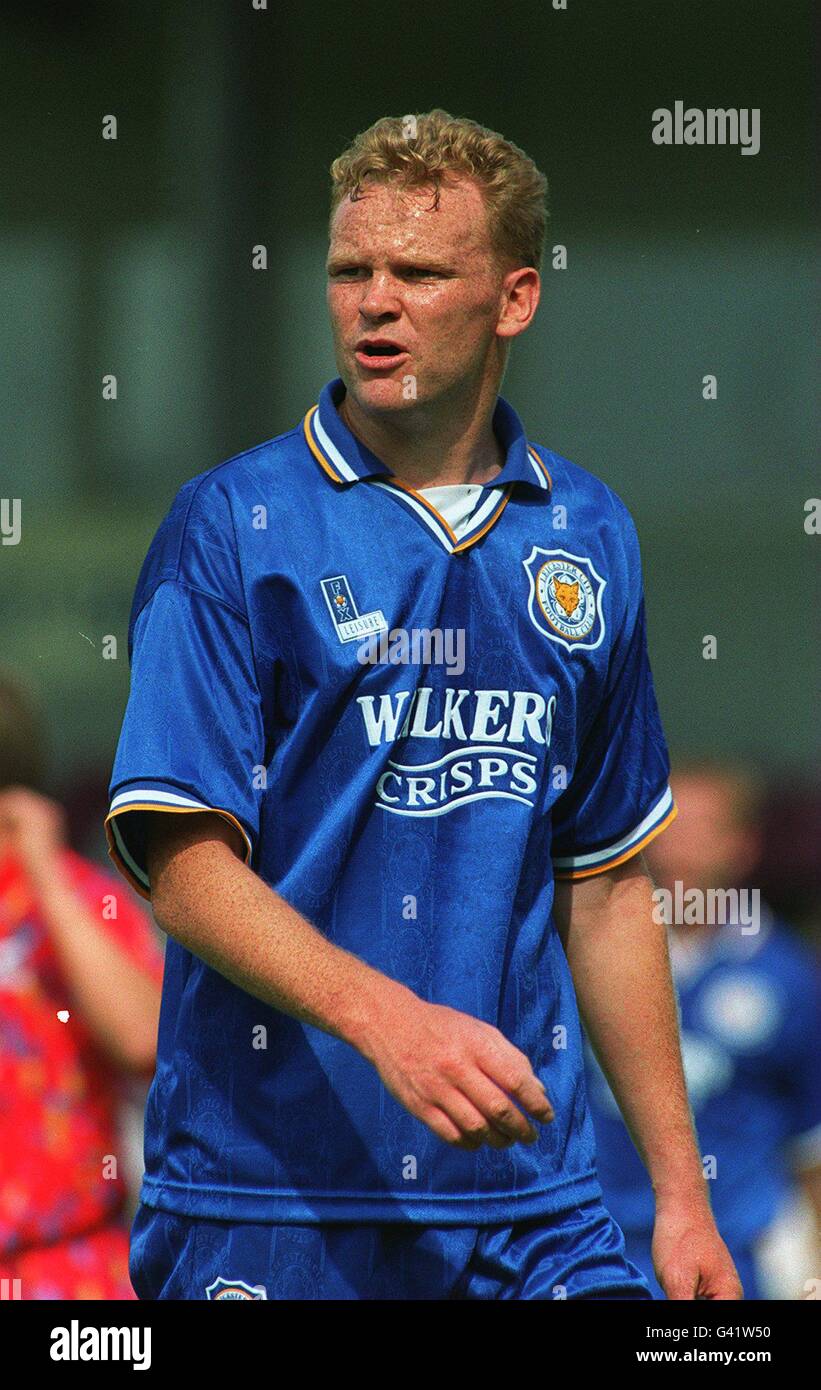 Brian carey football hi-res stock photography and images - Alamy