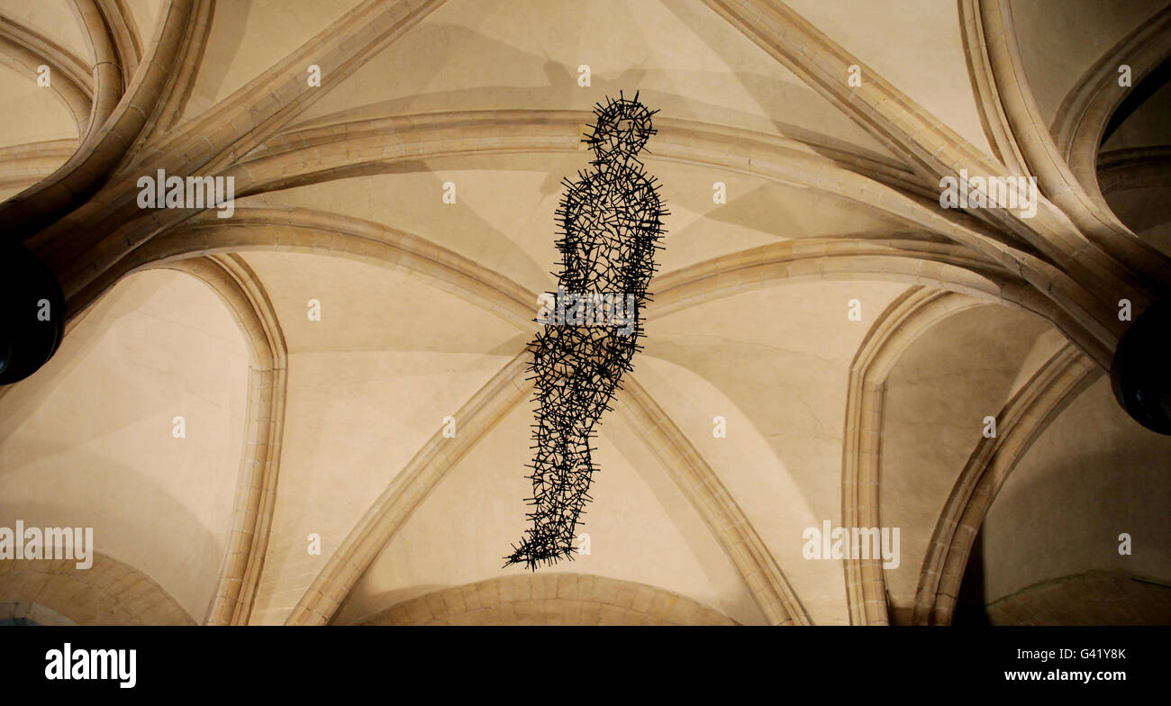 Canterbury cathedral crypt hi-res stock photography and images - Alamy