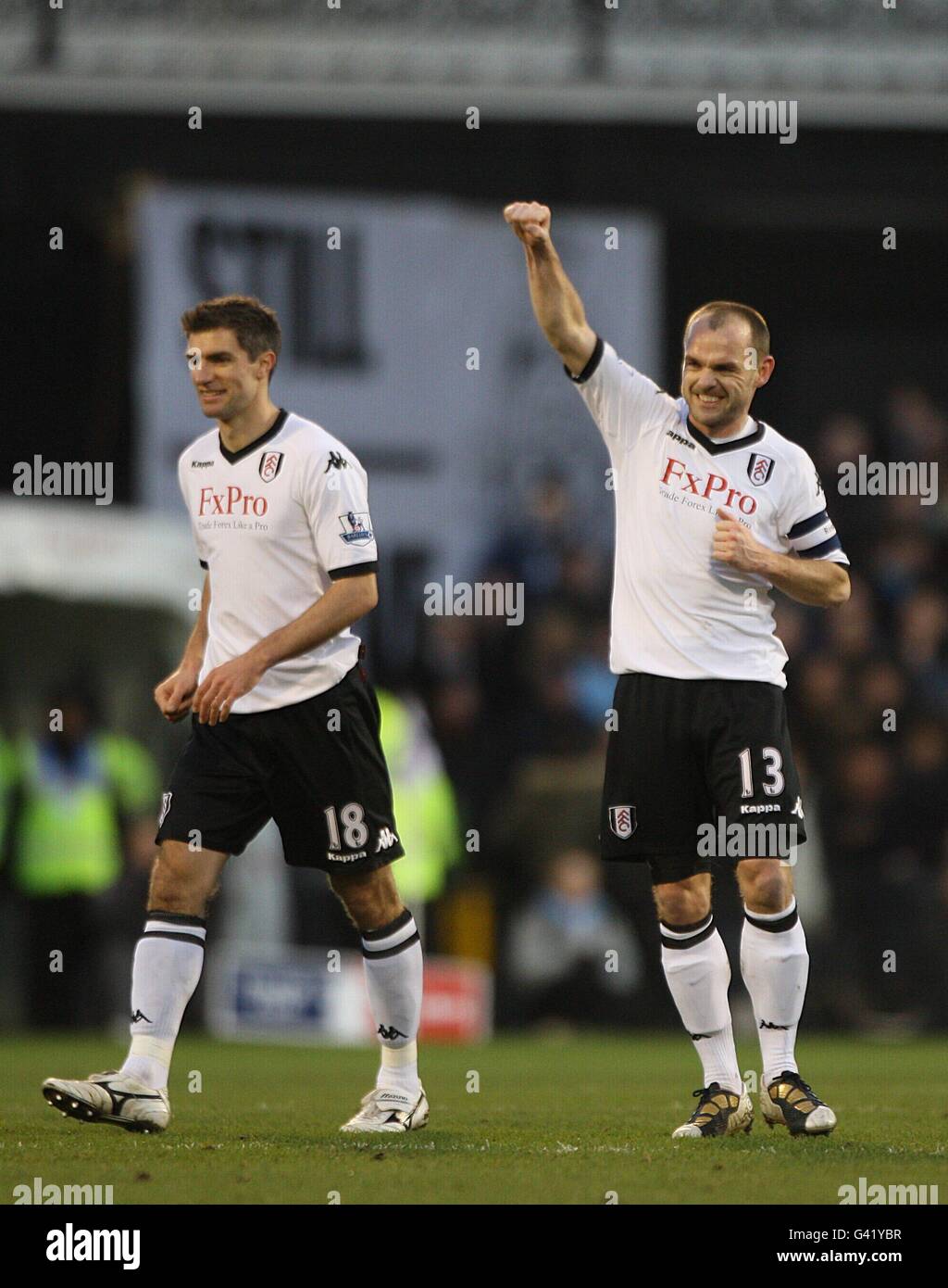 Fulham's Danny Murphy (right) celebrates after scoring their second ...