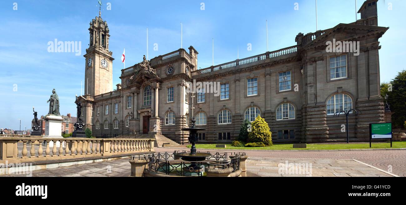 South Shields Town Hall Stock Photo - Alamy