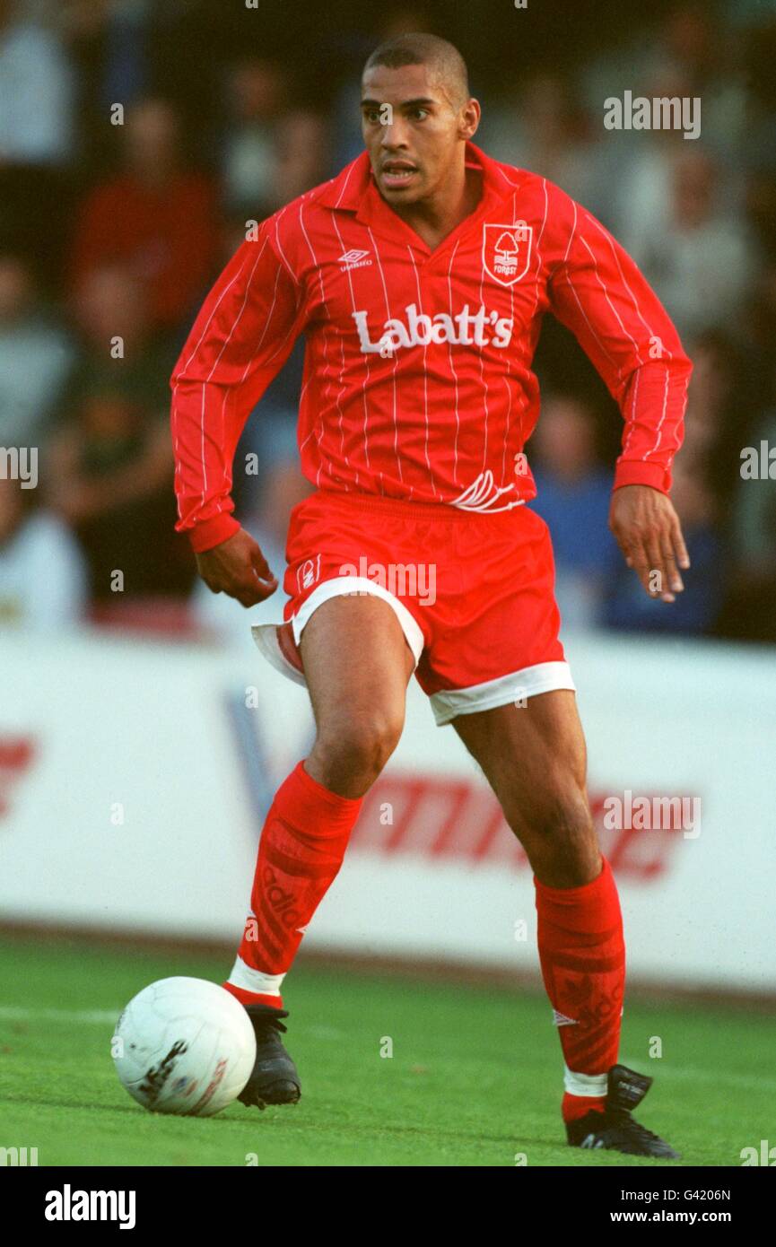 Stan collymore nottingham forest hi-res stock photography and images ...
