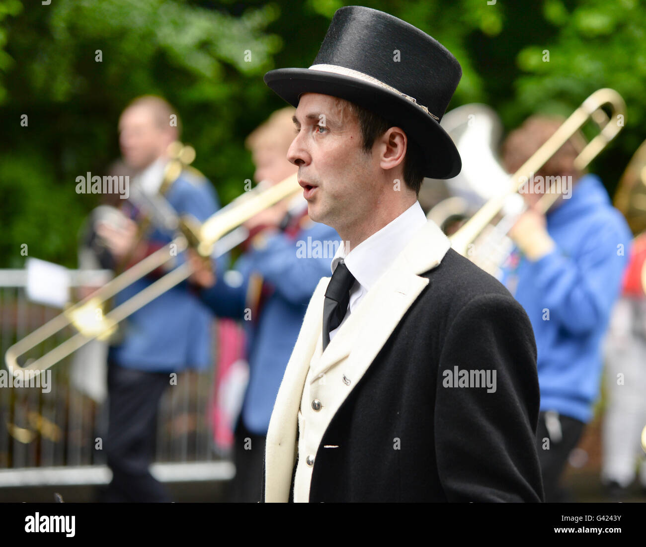 Selkirk, Scottish Borders, UK. 17 Jun 2016. Carrying on traditions ...