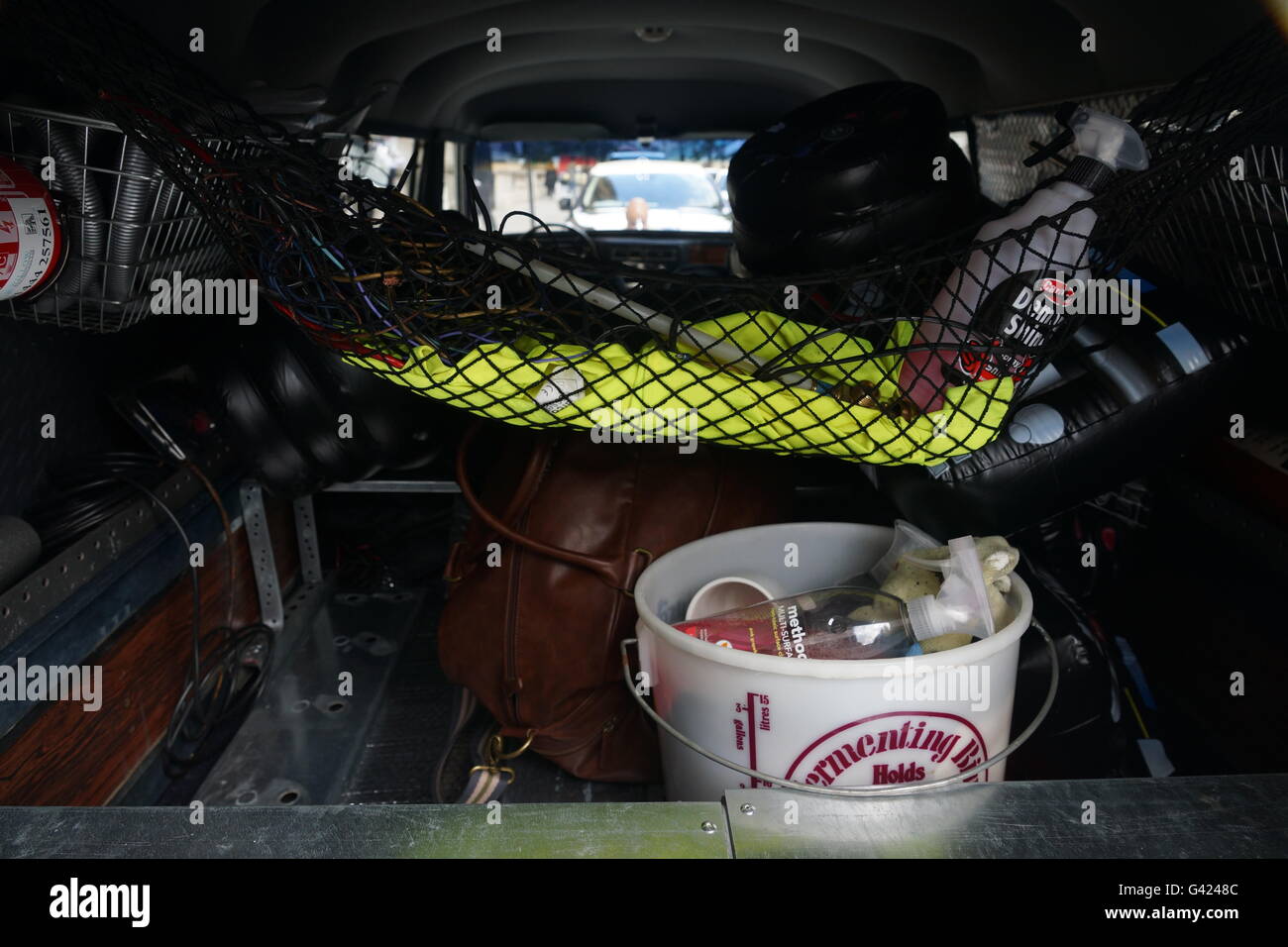 Ghostbusters ecto 1 hi-res stock photography and images - Alamy