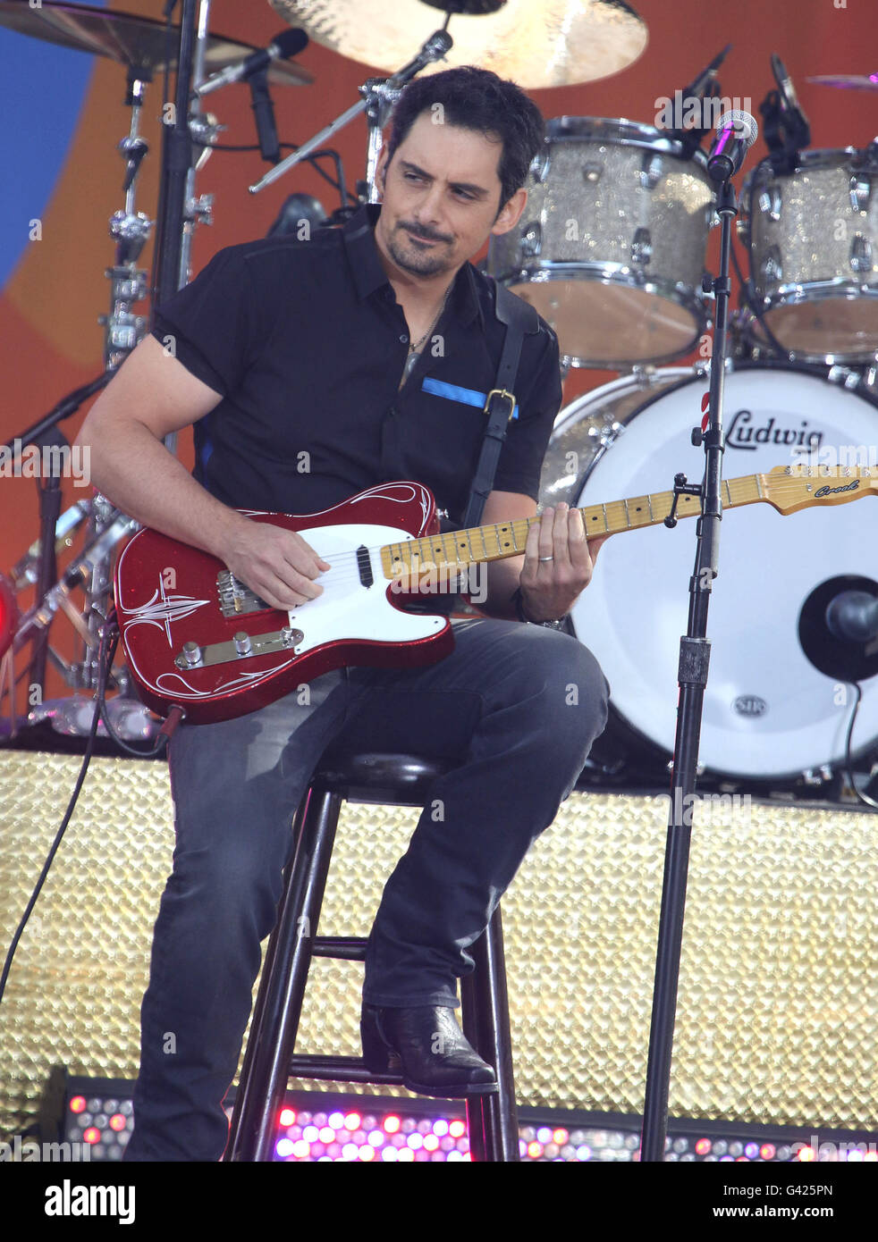 New York, New York, USA. 17th June, 2016. Singer BRAD PAISLEY performs ...