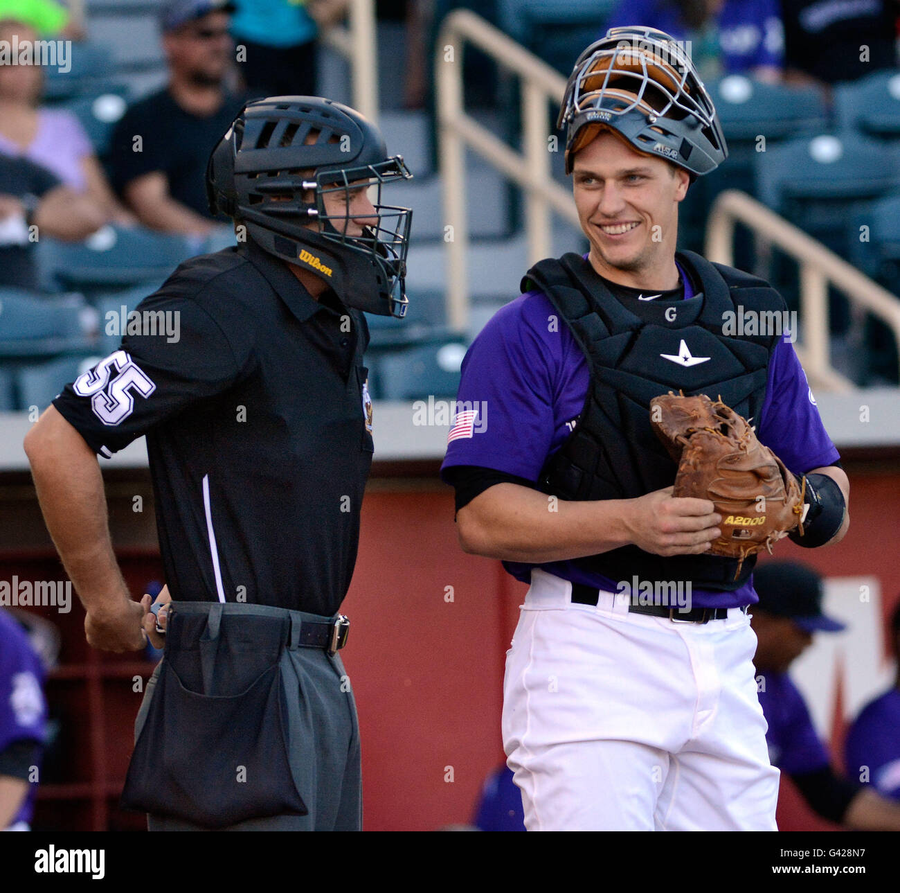 Albuquerque, NM, USA. 17th June, 2016. Isotopes catcher Dustin Garneau ...
