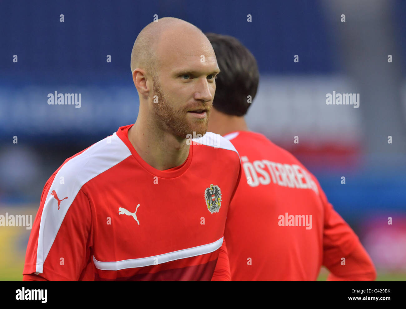 Paris, France. 17th June, 2016. Goalkeeper Robert Almer of Austria is ...
