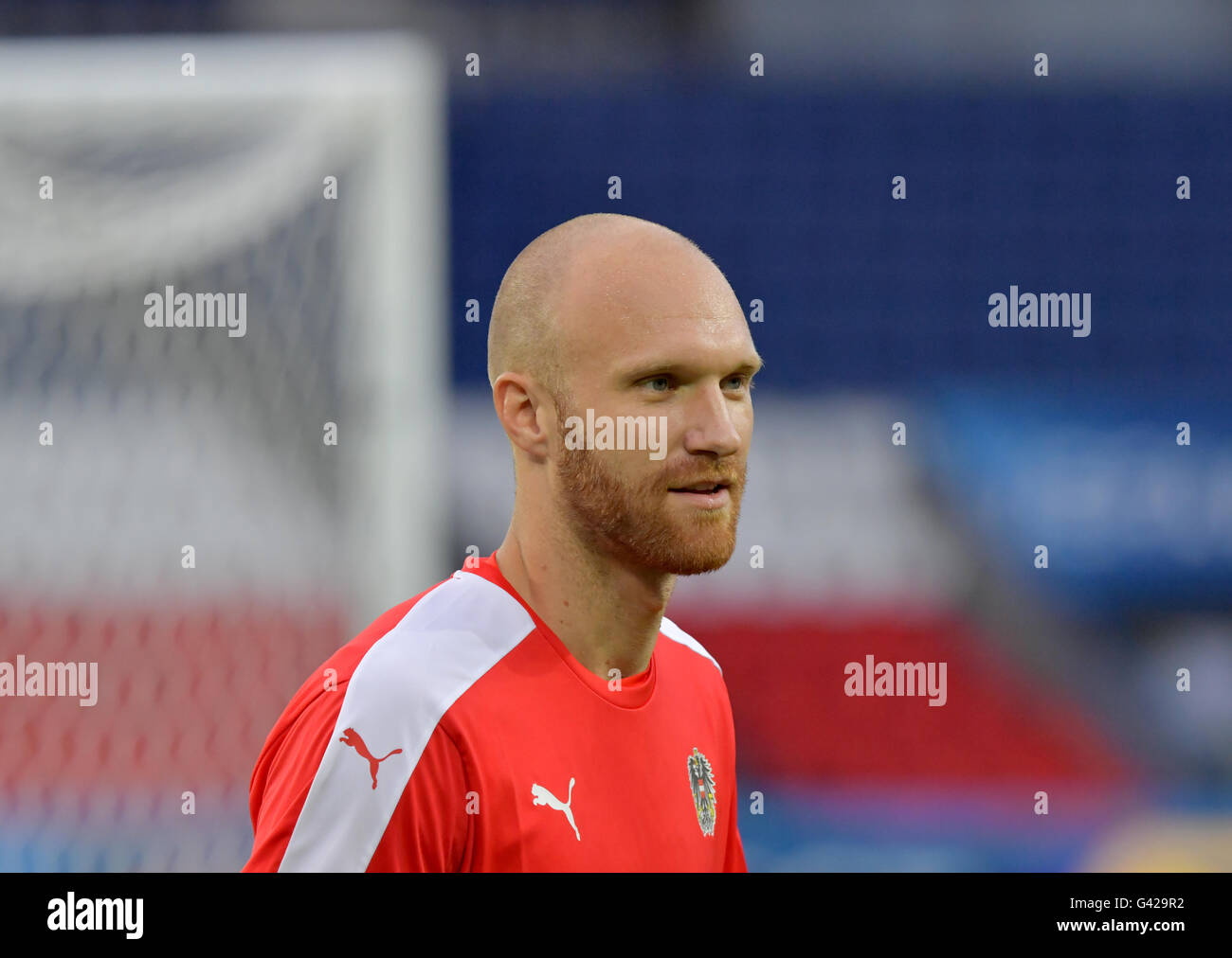 Austria goalkeeper robert almer hi-res stock photography and images - Alamy
