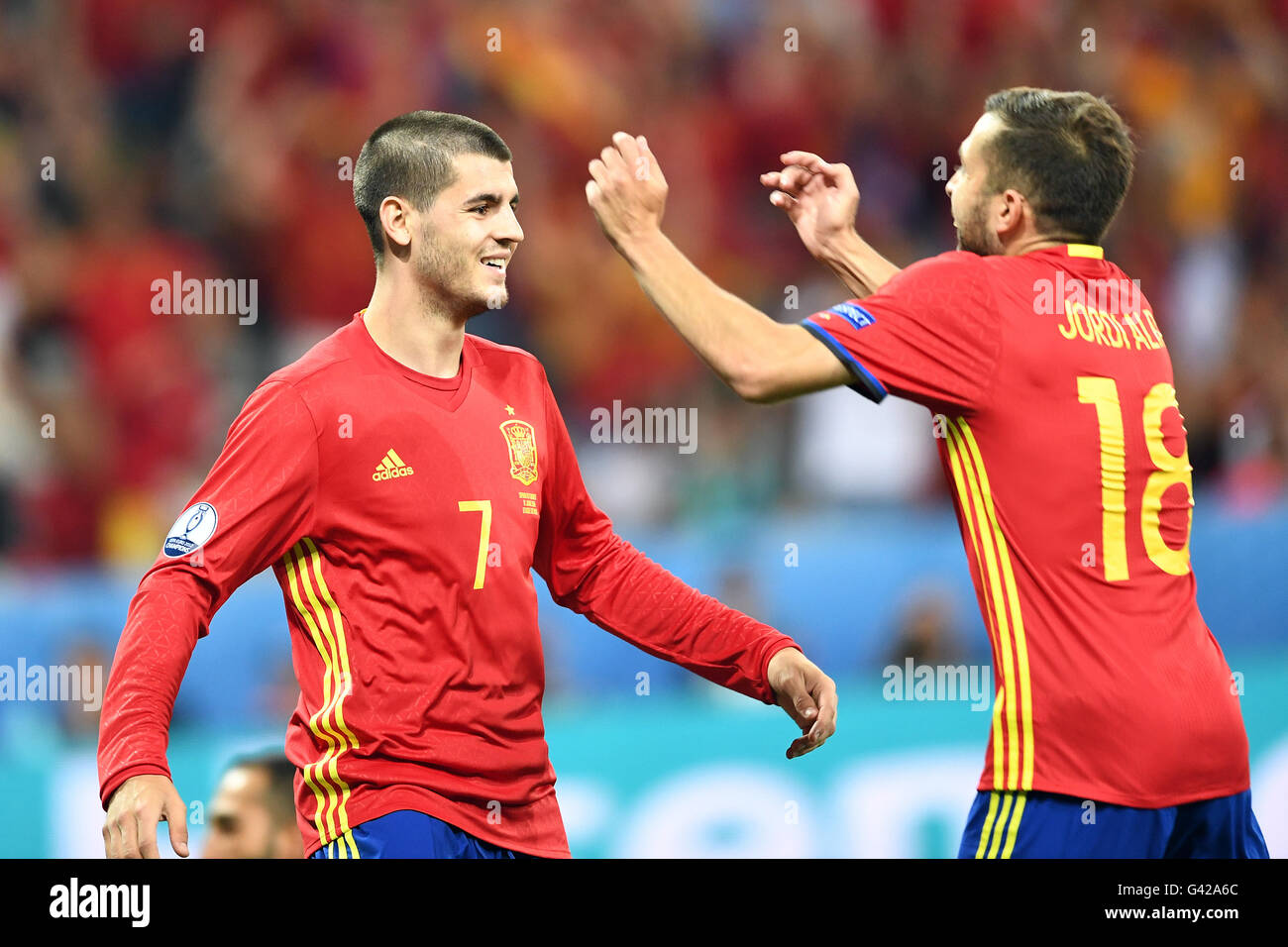 Nizza, France. 17th June, 2016. Alvaro Morata (L) of Spain celebrates ...