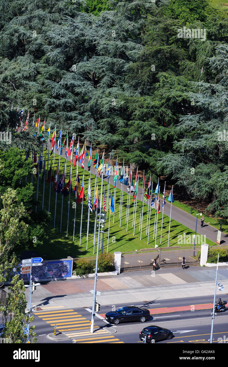 Main entrance united nations hi-res stock photography and images - Alamy