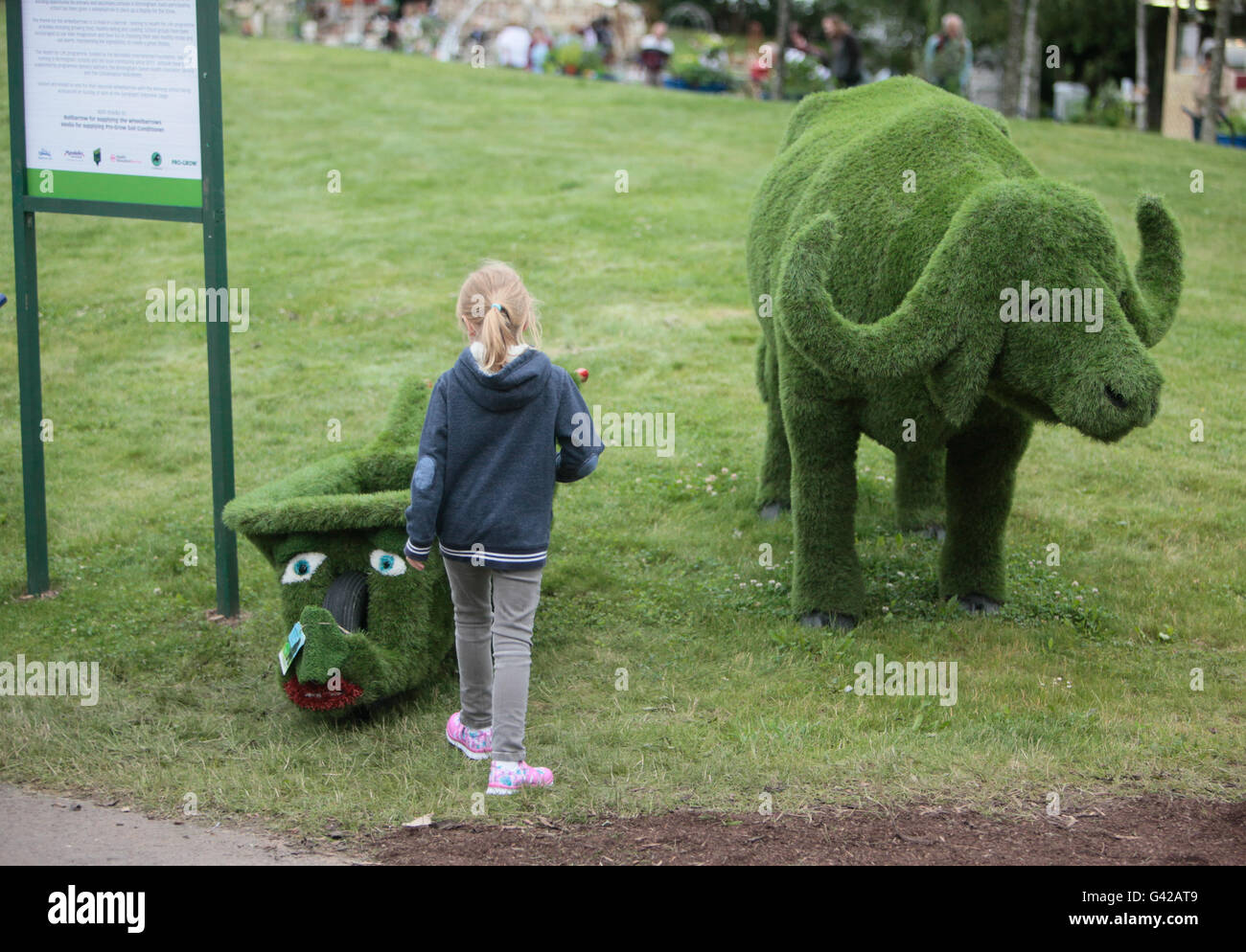 Birmingham, UK. 18th June, 2016. BBC'S Gardeners World Live with some ...