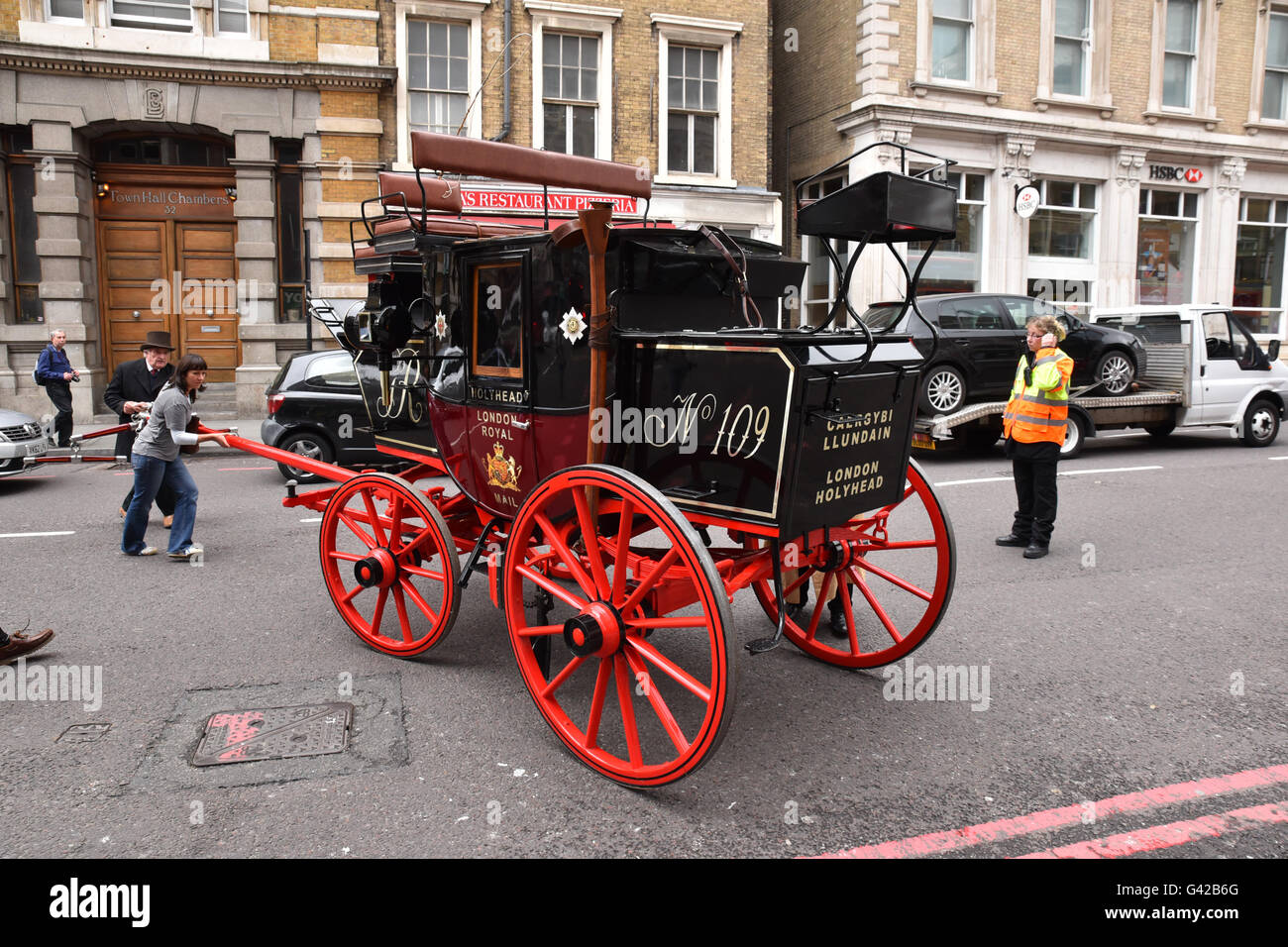 London Bridge, London, UK. 18th June, 2016. 500 years Royal Mail postal ...